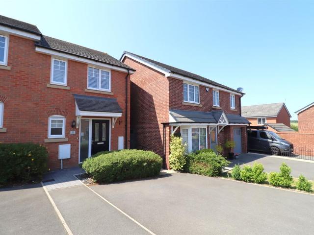 Broome Way, Nuneaton CV10, 2 bed semi detached house to rent, £1,100 pcm | PrimeLocation