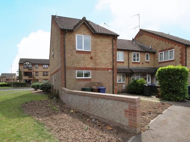 Broome Way, Banbury, Oxon OX16, 3 bed country house to rent, £1,395 pcm | PrimeLocation