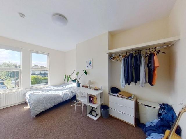 Broomfield Crescent, Headingley, Leeds, West Yorkshire LS6, 5 bed terraced house to rent, £581 pppm | PrimeLocation