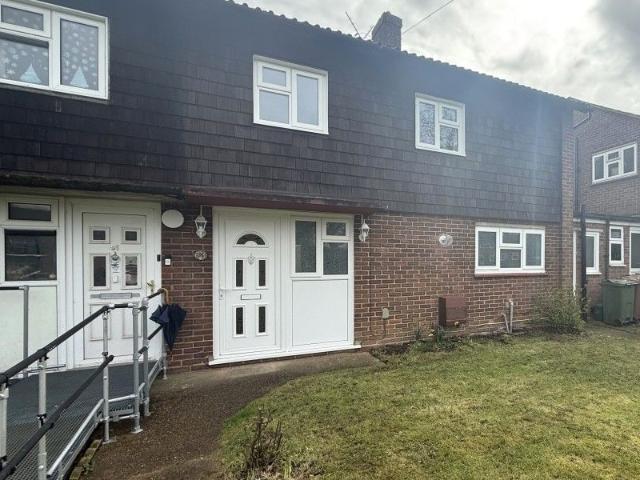 Broomfield, Guildford GU2, 3 bed property to rent, £2,000 pcm | PrimeLocation