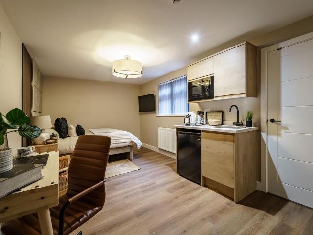 Broomfield Road, Coventry CV5, Room to rent, £795 pcm | PrimeLocation