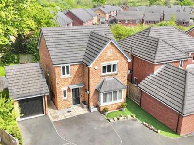 Broomhall Drive, Shavington, 4 Bedroom Detached