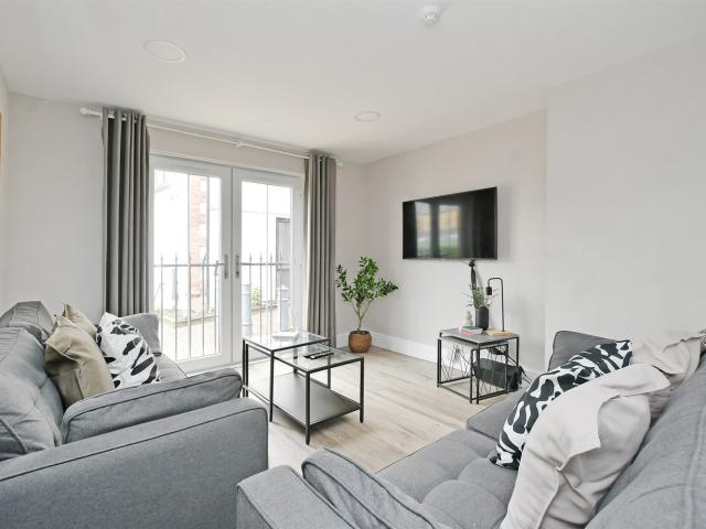 Broomhall Street, Broomhall, S3