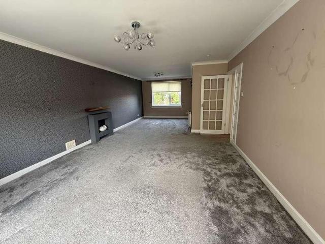 Broomhill Avenue, Malletsheugh, G77
