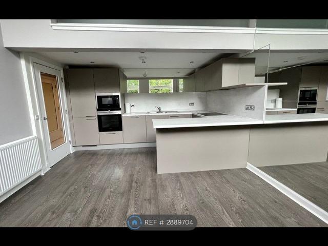 Broomhill Avenue, Glasgow G11, 2 bed flat to rent, £1,690 pcm | PrimeLocation
