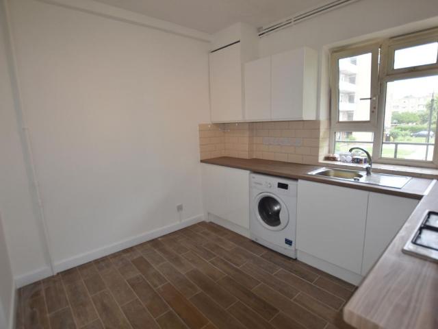 Broomhouse Lane, London SW6, 4 bed property to rent, £3,900 pcm | PrimeLocation