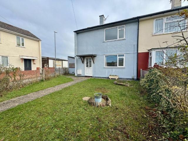 Bratton Close, Penhill, Swindon, SN2 5LF 2 bed end of terrace house to rent £1,175 pcm £271 pw