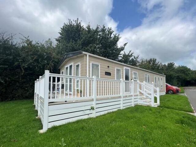 Braunton Road, Ashford, 2 Bedroom Park