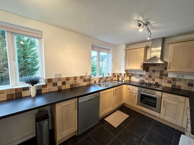 Bray Crescent, London SE16, Room to rent, £1,200 pcm | PrimeLocation