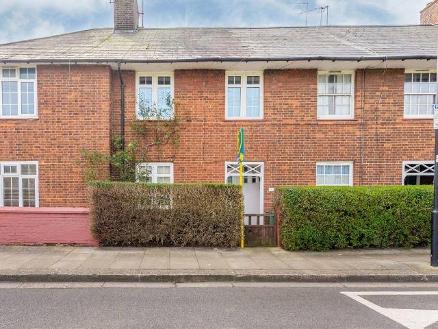 Braybrook Street, Shepherd's Bush, London W12, 3 bed houseboat to rent, £2,800 pcm | PrimeLocation
