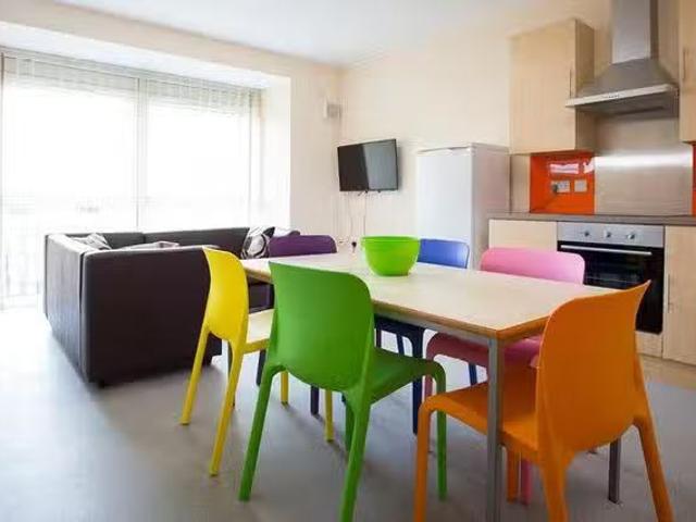 Brayford Quay Ground Floor Ensuite Plus
