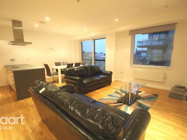 Brayford Street, LINCOLN 2 bed apartment to rent £1,495 pcm £345 pw