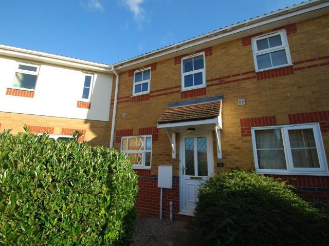 Brayfield Close, Bury St. Edmunds IP32 2 bed terraced house to rent £1,215 pcm £280 pw