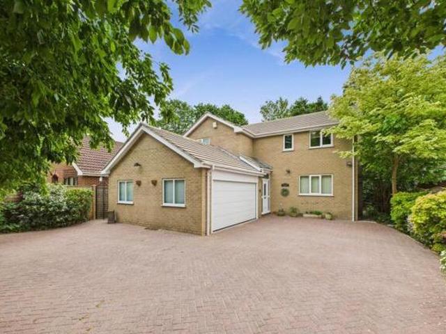 Brayton Lane, Brayton, 4 Bedroom Detached