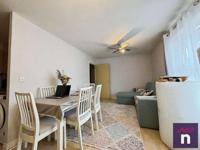 Brabant Way, Westbury, BA13