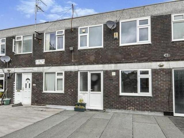 Brabham Close, Manchester, 3 Bedroom Maisonette