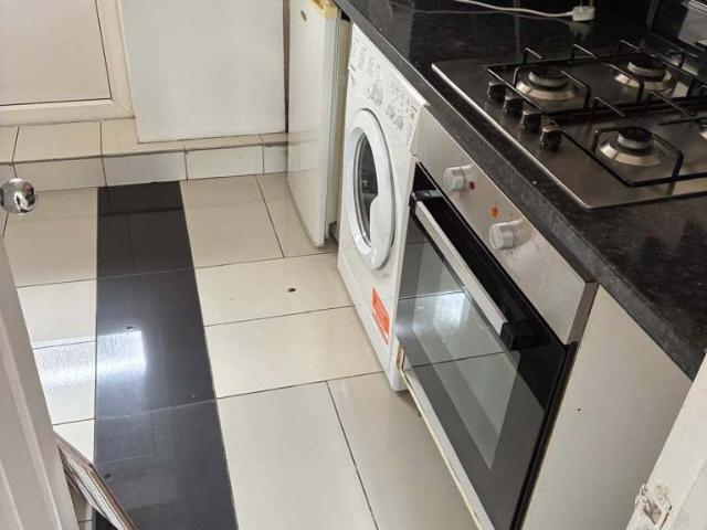 Brabourn Grove, London SE15 1 bed flat to rent £1,150 pcm £265 pw