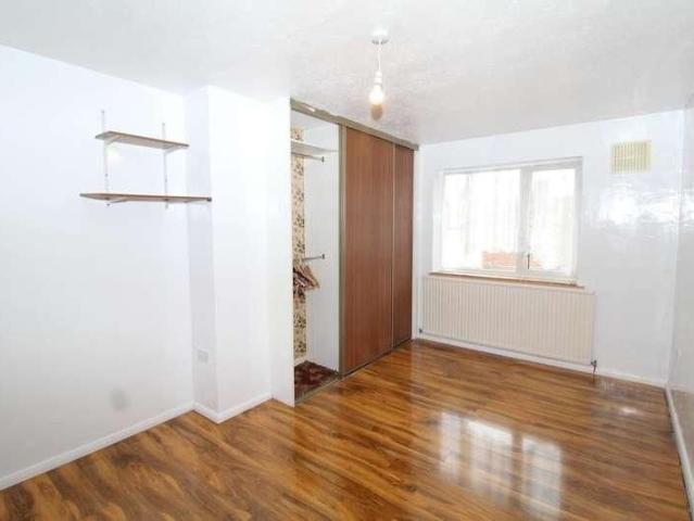 Brabourne Avenue, Gillingham, ME8