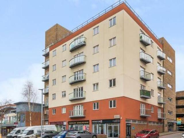 Bracknell, Berkshire, 1 Bedroom Flat