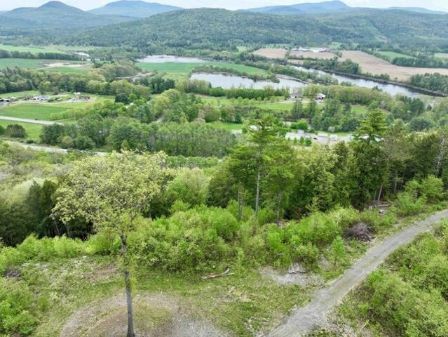 Brackett Rd, Fairlee, Home For Sale