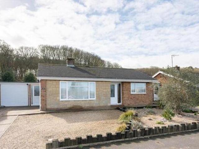 Bracken Avenue, Overstrand, 3 Bedroom Detached