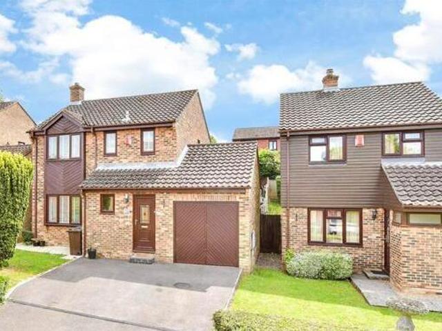 Bracken Hill, Walderslade, 3 Bedroom Detached