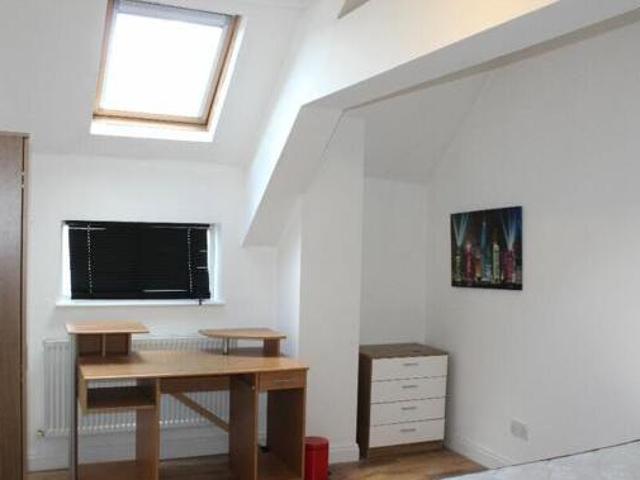 Brackenbury Road, Preston, 6 Bedroom Semi detached