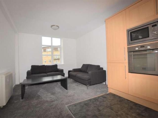 Brackendale, Thackley Bradford, BD10