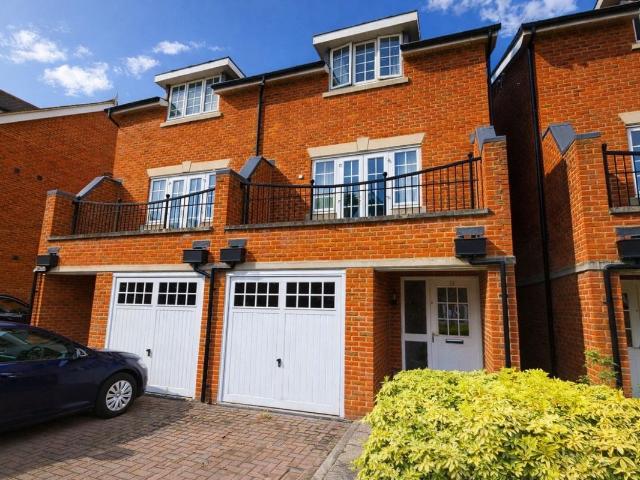 Brackendale Close, Englefield Green, Egham, Surrey TW20, 4 bed terraced house to rent, £2,750 pcm | PrimeLocation