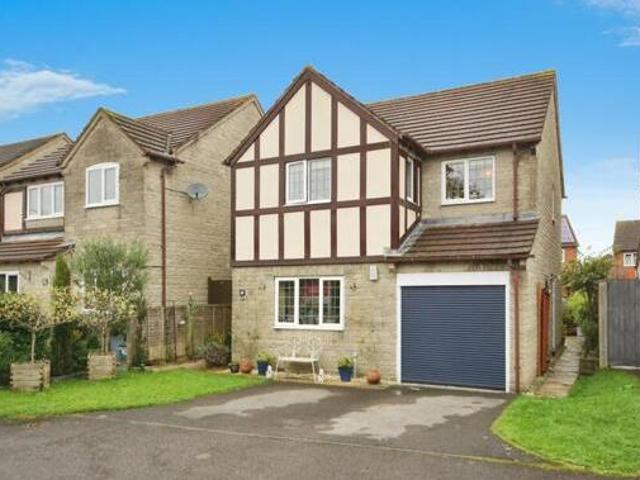 Brackendene, Bradley Stoke, 4 Bedroom Detached
