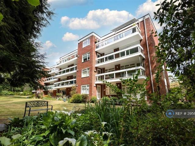 Brackens Way, Poole, BH13 3 bed flat to rent £1,675 pcm £387 pw