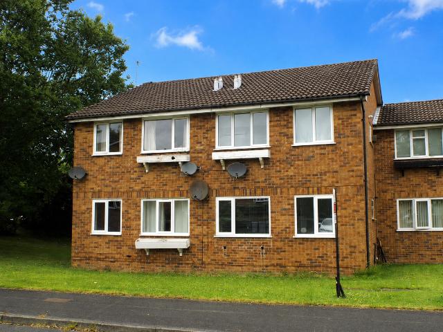 Brackenwood Mews, Wilmslow SK9, 1 bed flat to rent, £850 pcm | PrimeLocation