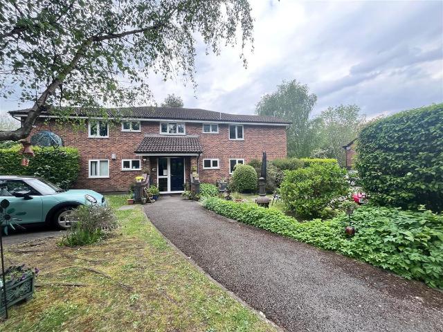 Brackenwood Mews, Wilmslow SK9, Studio to rent, £695 pcm | PrimeLocation