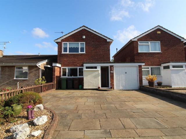 Brackenway, Formby, Liverpool L37, 4 bed detached house to rent, £1,750 pcm | PrimeLocation