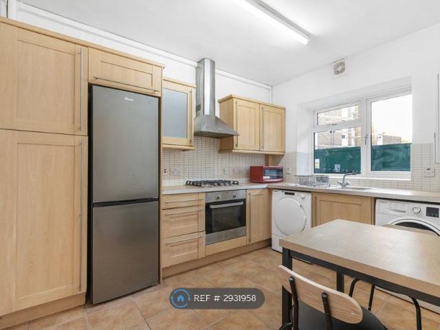 Bracklyn Court, London N1, 3 bed flat to rent, £3,300 pcm | PrimeLocation