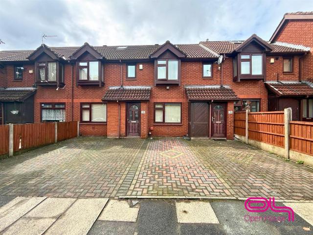 Bradbourne Close, Bolton BL3, 6 bed terraced house to rent, £1,600 pcm | PrimeLocation