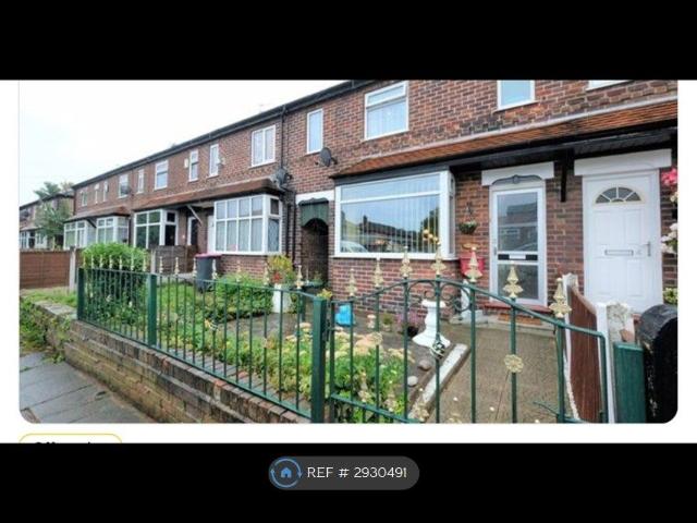 Bradburn Street, Eccles, Manchester M30, 3 bed terraced house to rent, £1,150 pcm | PrimeLocation