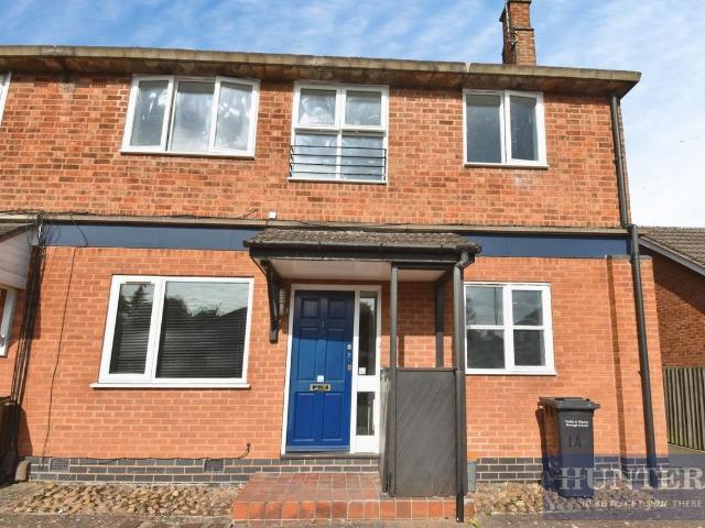 Bradgate Drive, Wigston LE18, 1 bed flat to rent, £750 pcm | PrimeLocation