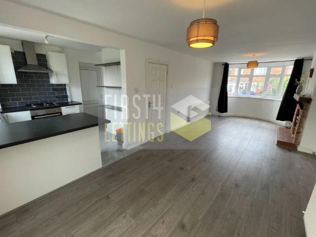 Bradgate Drive, Wigston, Leicester, LE18