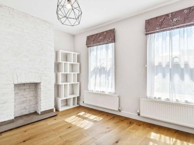 Bradgate Road, SE6, London