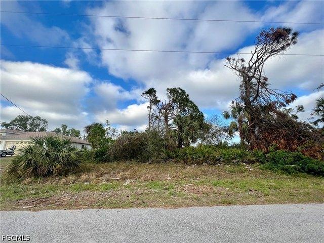 Braddock Ave, North Port, FL 34288