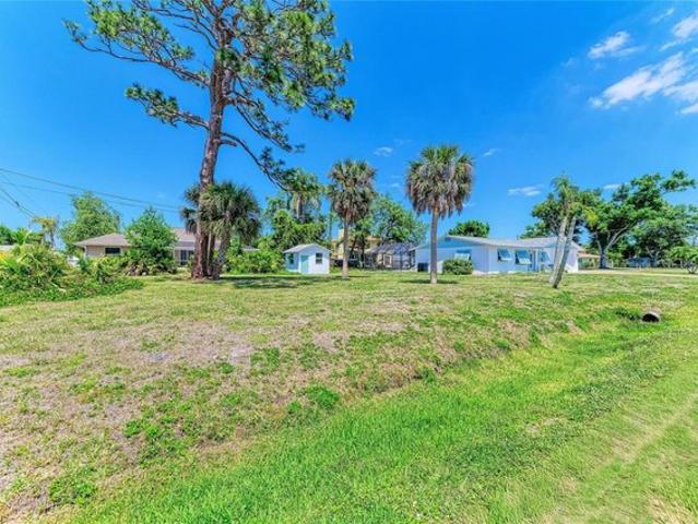 Bradenton Rd, Venice, FL 34293