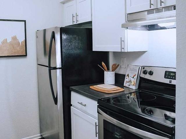 Bradenton Reserve 1 Bedroom Apartment for Rent at 6050 34th St W, Bradenton, FL 34210
