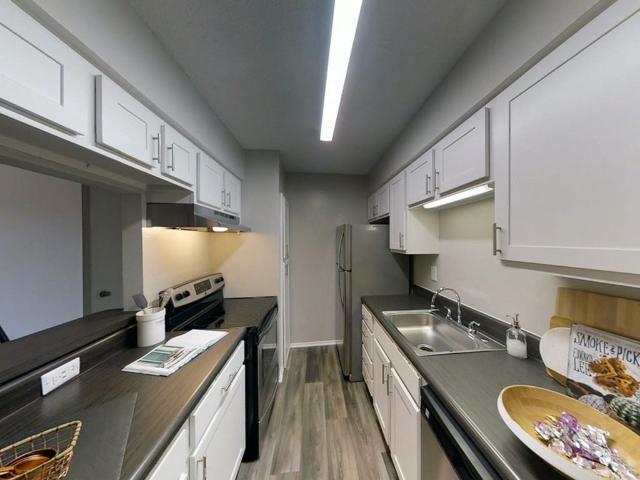Bradenton Reserve 1 Bedroom Apartment for Rent at 6050 34th St W, Bradenton, FL 34210