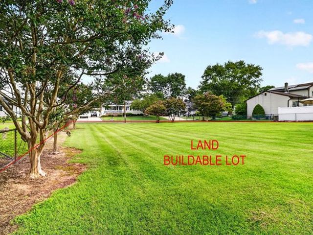 Bradford Ave, Hamilton, NJ 08610