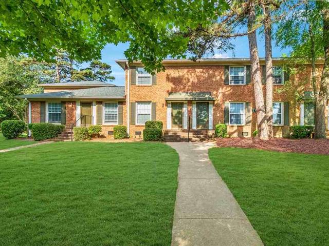 Bradford Commons Townhomes 2 Bedroom Apartment for Rent at 1811 Lookout Lane, Charlotte, NC 28205 Windsor Park