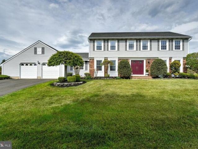 Bradford Ct, Princeton Junction, Home For Sale