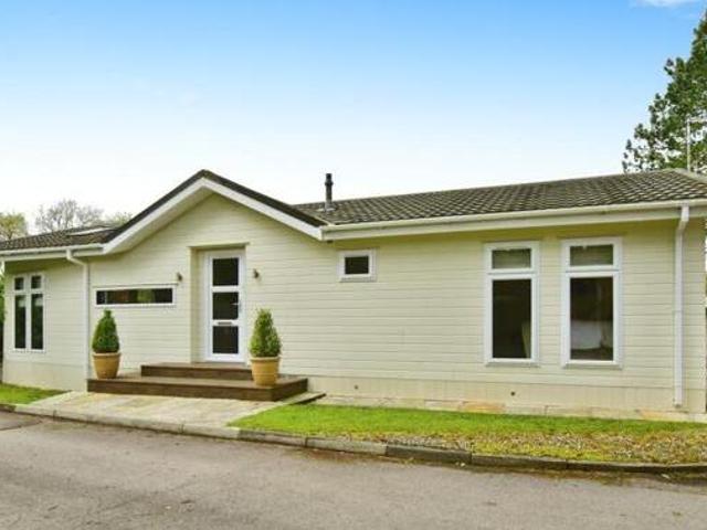 Bradford Lane, Wizard Country Park, Nether Alderley, 2 Bedroom Detached