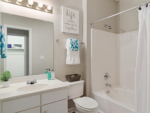 Bradford Place Apartment Homes 3 Bedroom Apartment for Rent at 115 Tom Chapman Blvd, Warner Robins, GA 31088