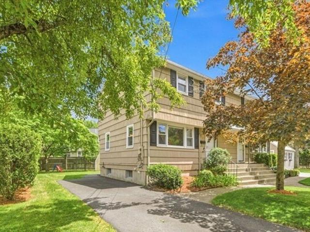 Bradford Rd Unit,winchester, Condo For Sale